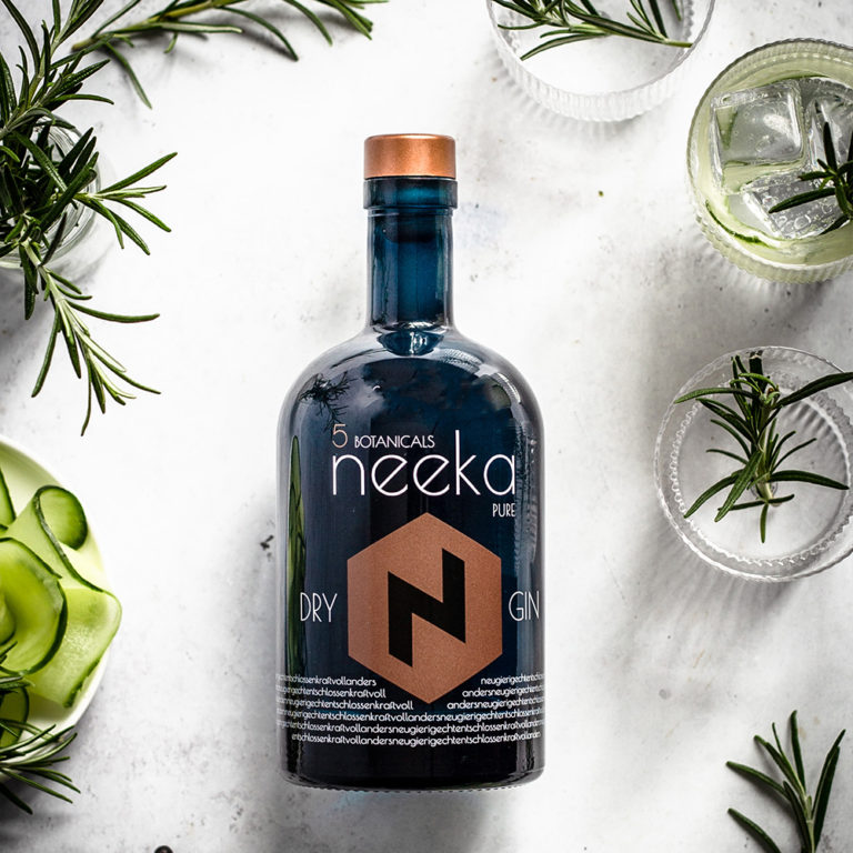 neeka PURE • neeka PREMIUM DRY GIN